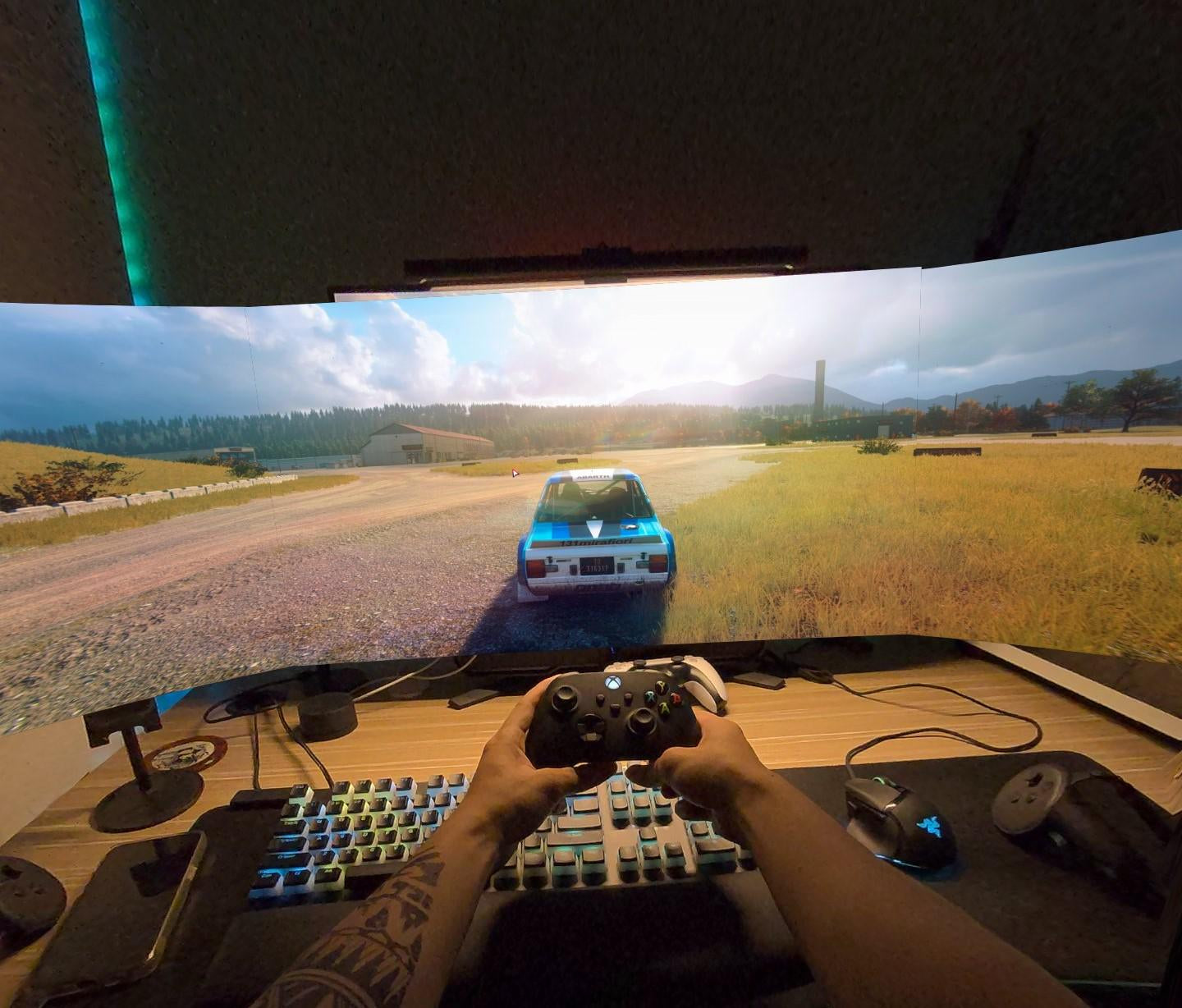 Triple Monitor setup for 200 GBP? – MVHStudios
